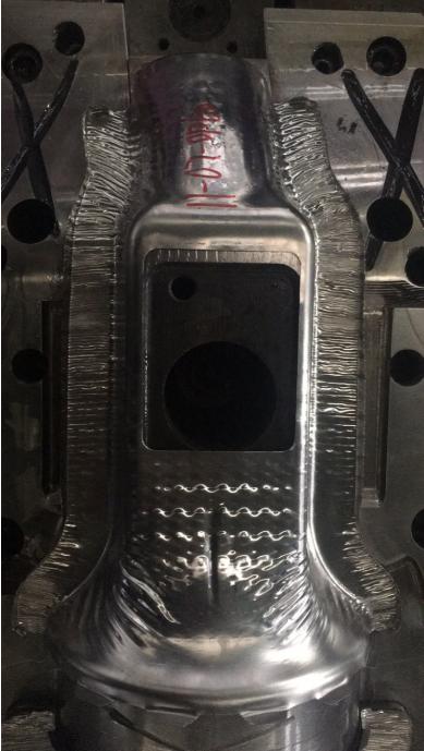 靖江市斯坦普模具有限公司